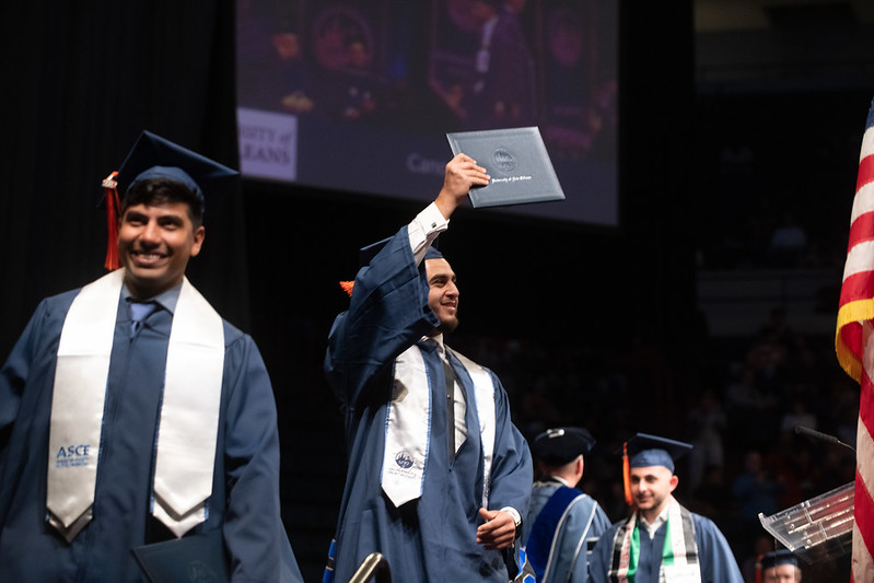 ‘The key is to be adaptable,’ UNO Alumnus Mark Romig Tells Class of ...